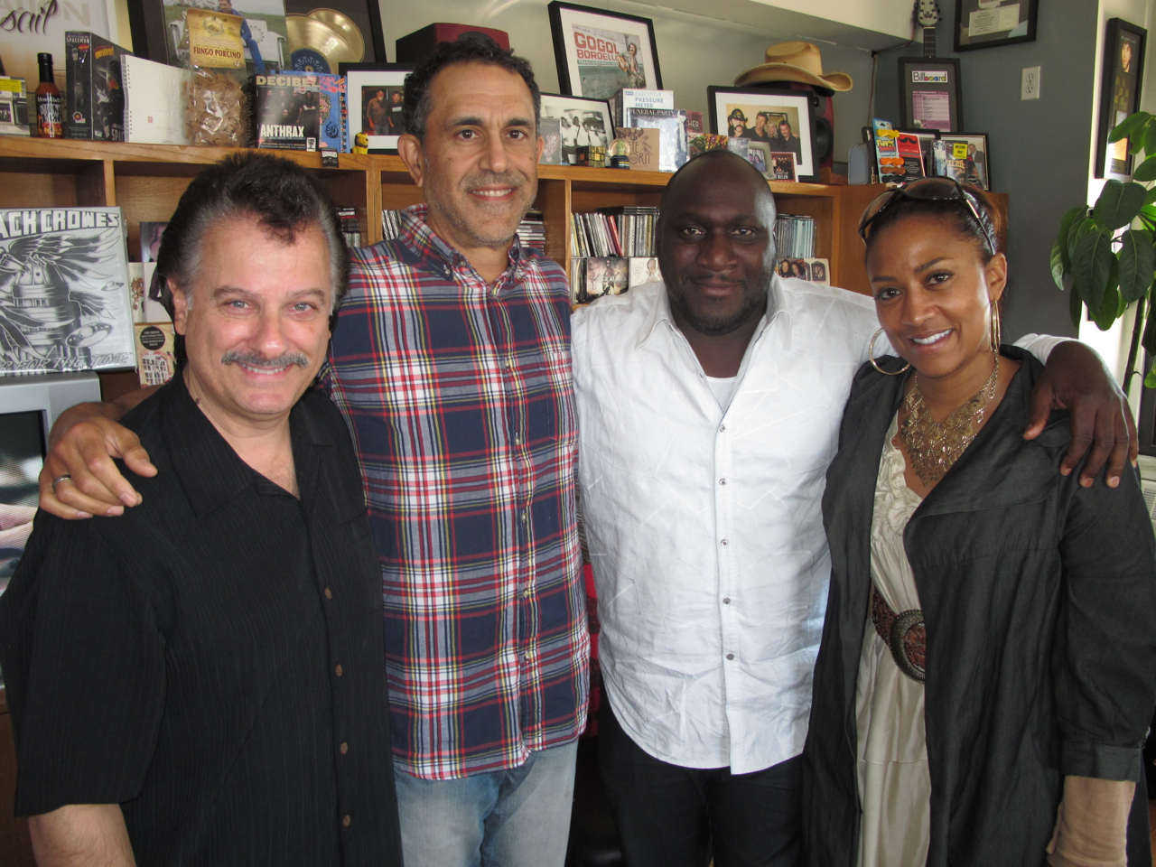 KERRY DOUGLAS’ WORLDWIDE MUSIC INKS DISTRIBUTION DEAL WITH RED ...