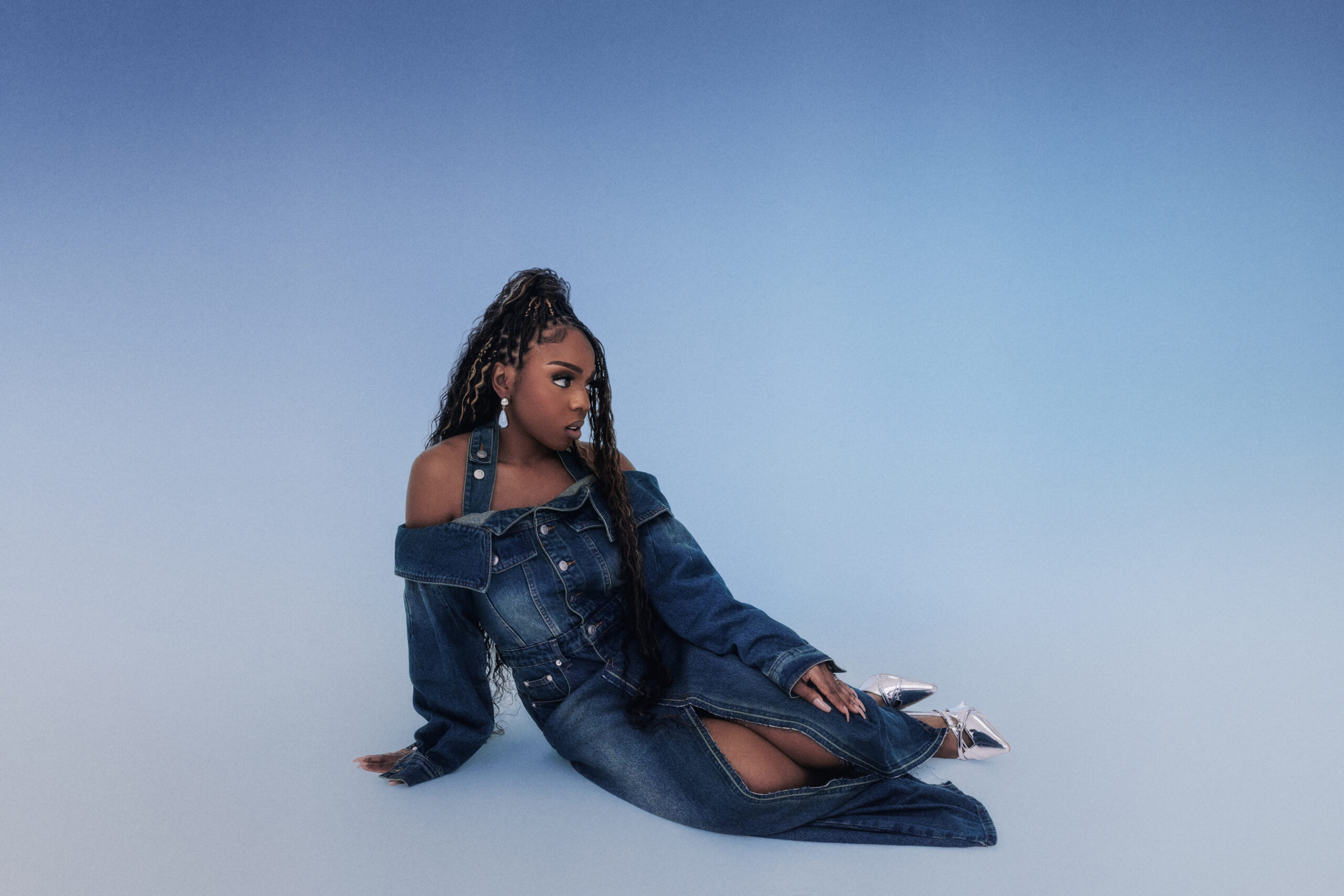 Aniké Continues Her Solo Run With 'Watch Her Glow' - Path MEGAzinePath ...